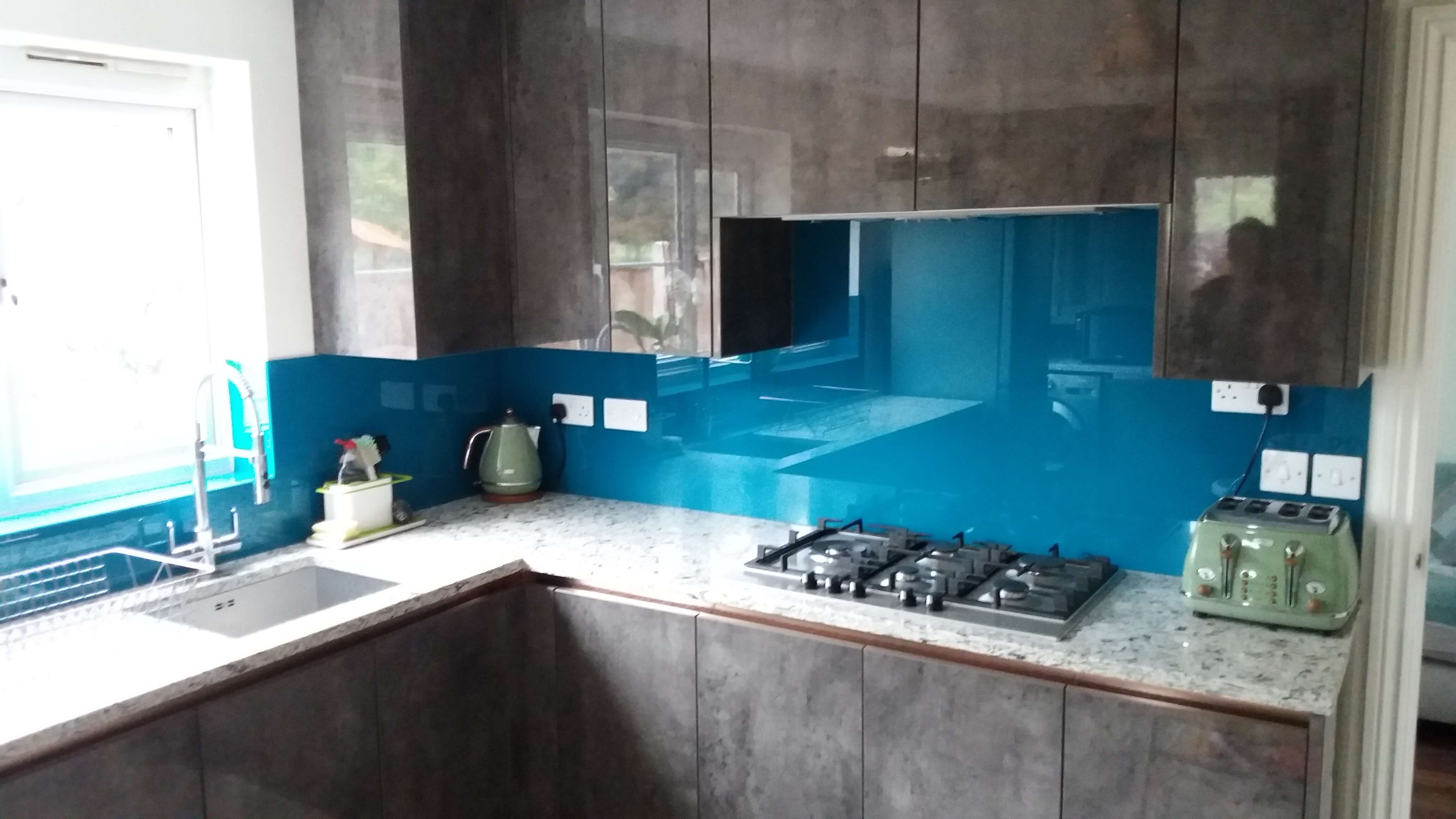 Glass Republic - Create A Unique Painted Glass Splashback